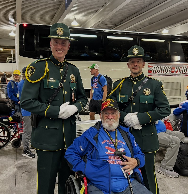 Multnomah County Sheriff’s Office Honor Guard Welcomes Home Honor Flight Veterans | Multnomah ...
